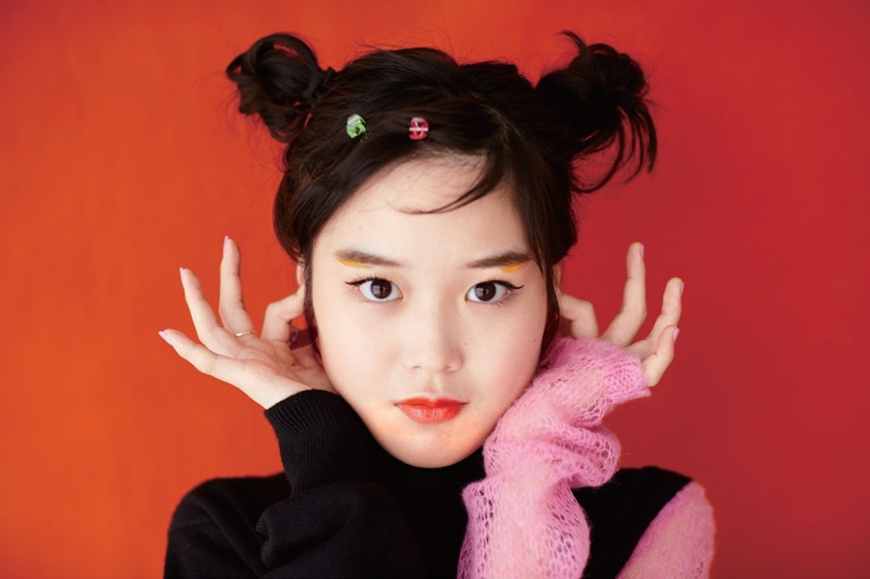 Rei 『REI』 ギターこそ私のアイデンティティ | Mikiki