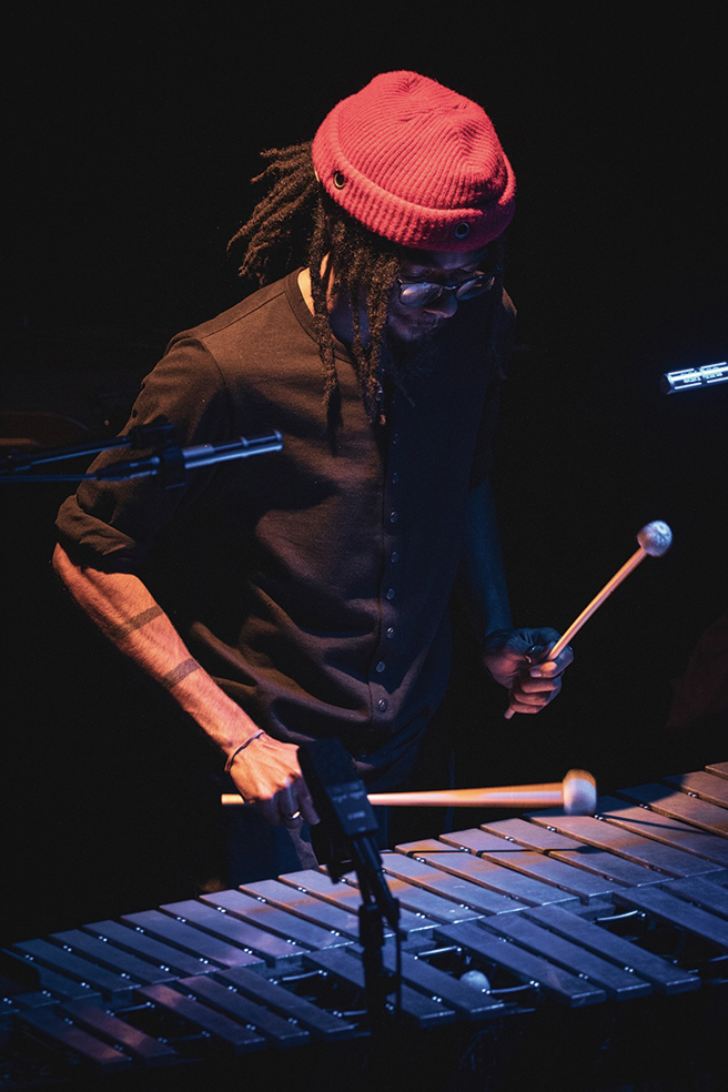 ジョエル・ロス（Joel Ross）の独創的なヴィブラフォンの世界 | Mikiki by TOWER RECORDS
