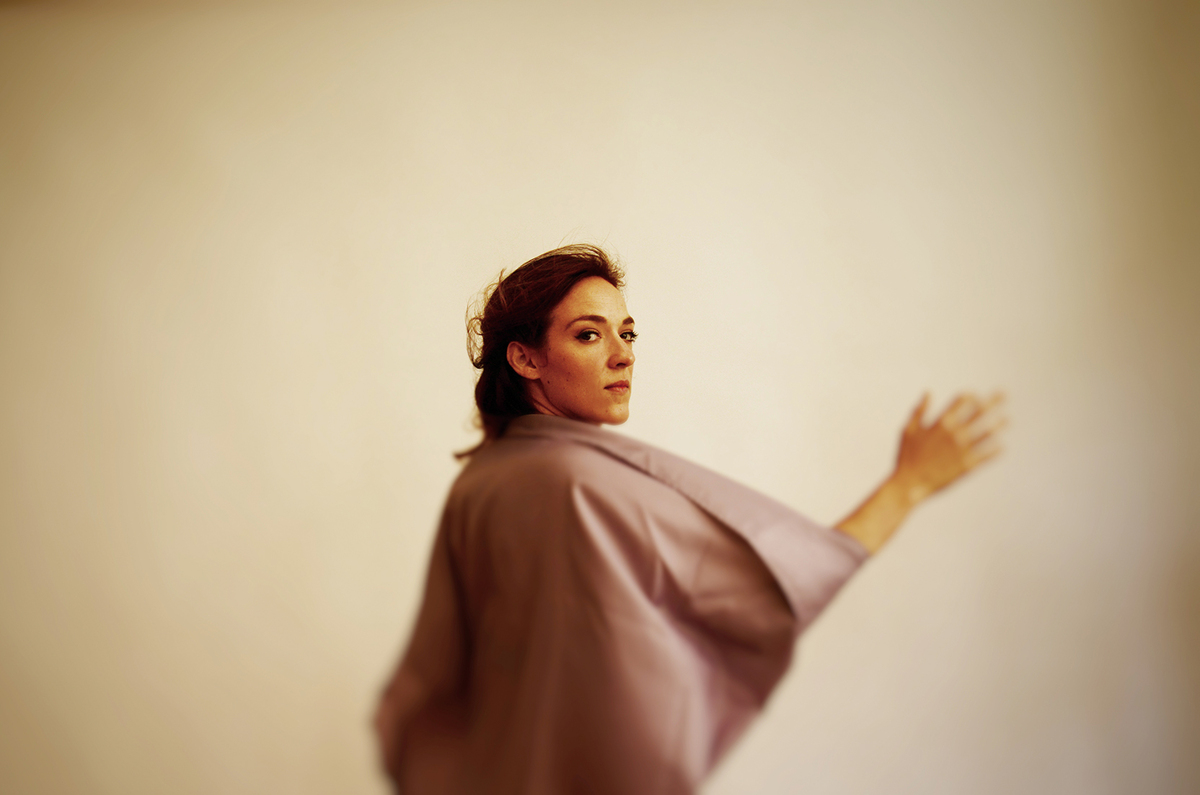 希代のボーカリスト、ベッカ・スティーヴンス（Becca Stevens）の創造力と開拓精神――柳樂光隆 選曲のコンピ『The Supreme ...