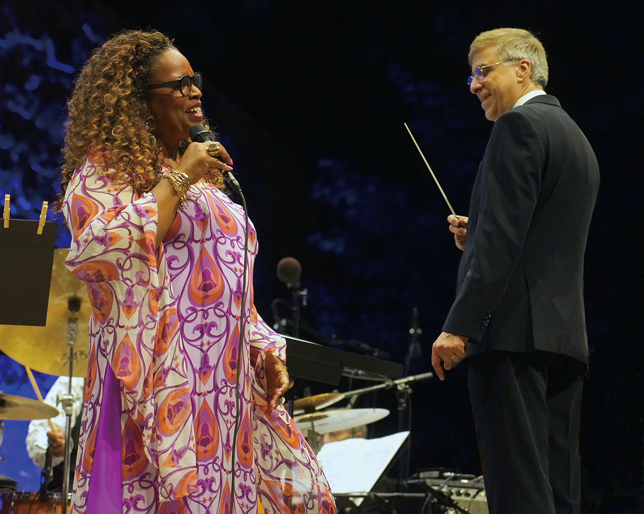 ヴィンス・メンドーサとメトロポール・オーケストラ（Vince Mendoza & Metropole Orkest）が豪華ゲストを迎えて紡ぐ ...