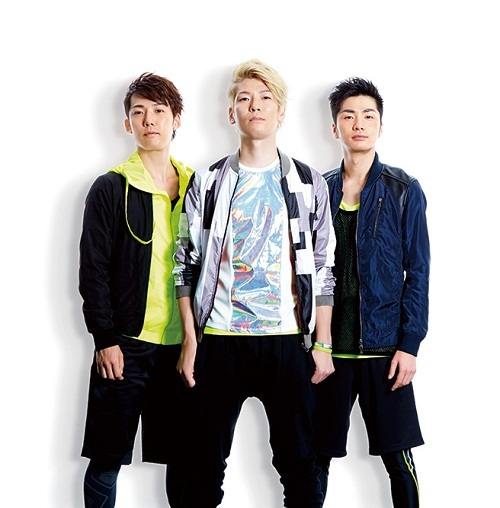 ヴァイオリン2台&ピアノのトリオ、TSUKEMENが他楽器との共演に挑戦! 自身の可能性の幅示した新シングル“J Beat!”を語る | Mikiki by TOWER RECORDS