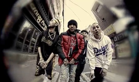 韓国のシンガー、BUMKEYがキャリア11年目にして初アルバム『U-Turn』完成&DOK2ら参加した“Backindadayz”のMV公開 ...