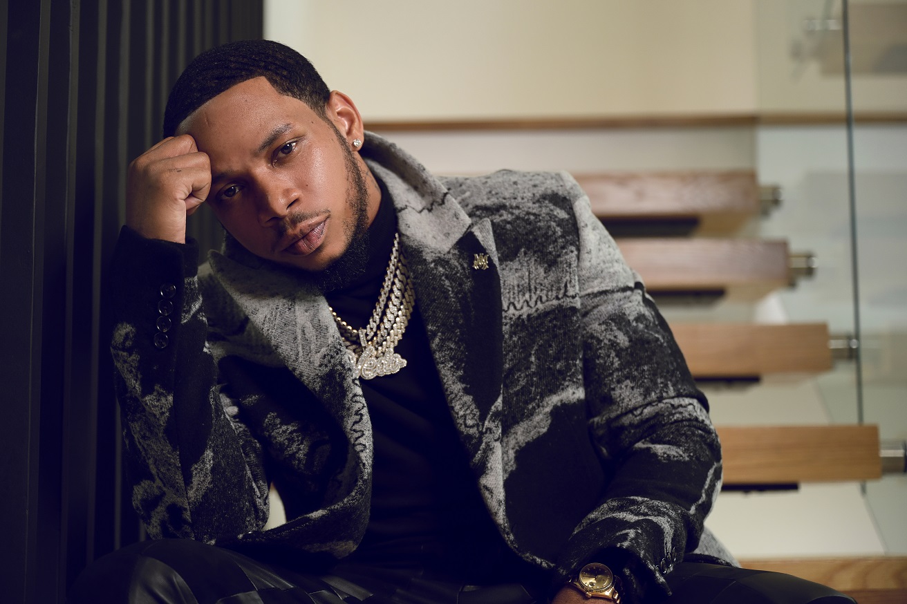 ヴィド（Vedo）日本初インタビュー 新世代シンガーが大いに語る師アッシャーとの関係からR&Bの進化まで | Mikiki by TOWER RECORDS