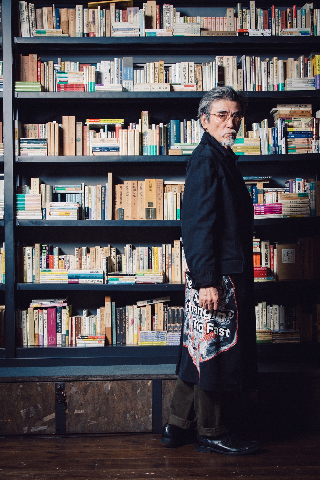 松岡正剛の知的遊戯はまだまだ続く――読書欲が掻き立てられるヴィジュアルブックガイド「百書繚乱」を手に取って | Mikiki by TOWER RECORDS