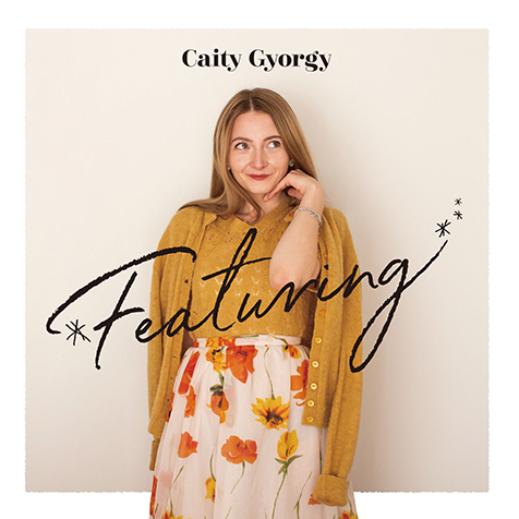 ケイティ・ジョージ（Caity Gyorgy）『Featuring』注目のジャズシンガーがピアノトリオとカナダの実力派をフィーチャーした意欲作 | Mikiki by TOWER RECORDS