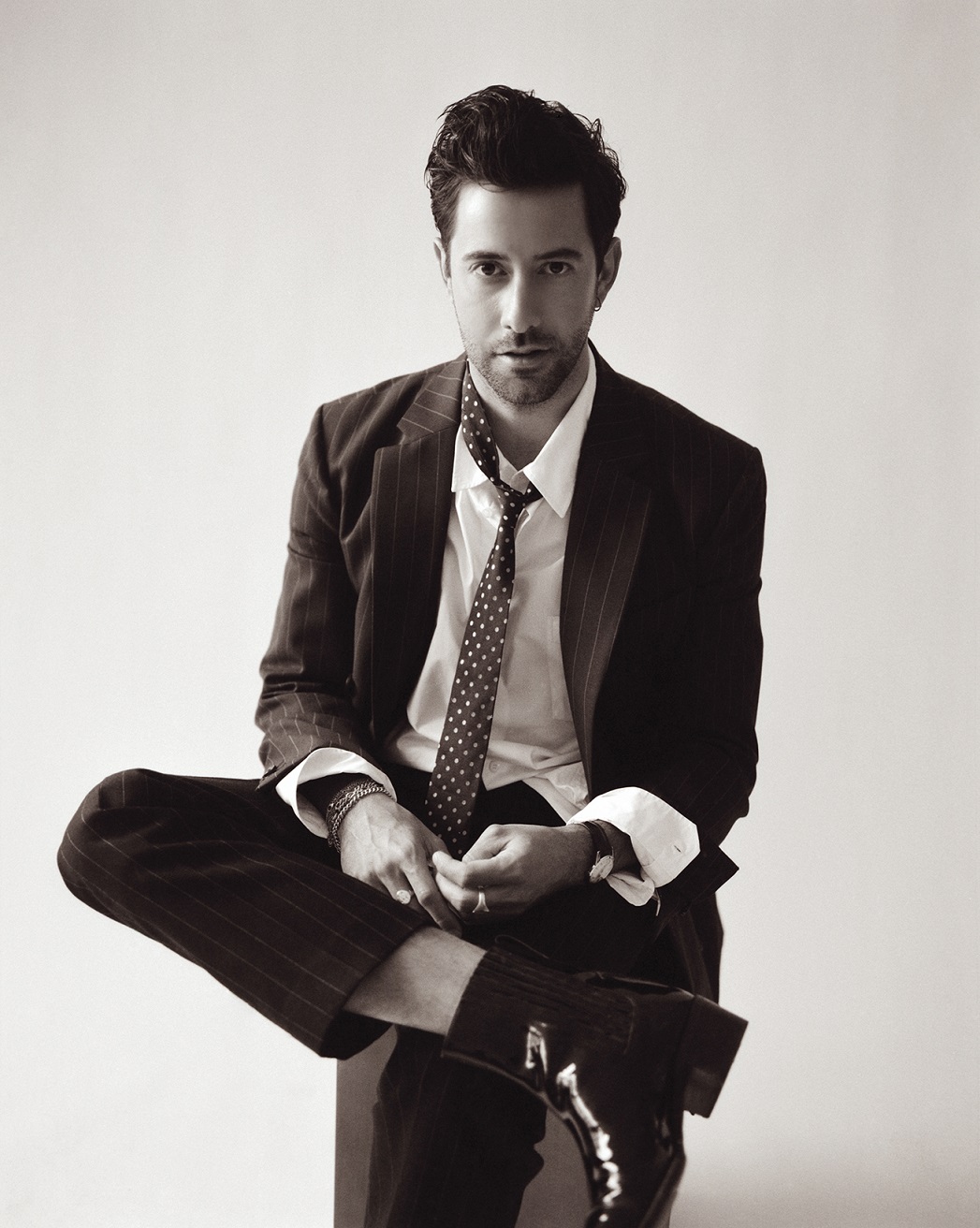 ブルーノ・メジャー（Bruno Major）が「最高傑作」と自負する『Columbo』 パンデミック以降の自由の中で生まれた新作に迫る | Mikiki by TOWER RECORDS