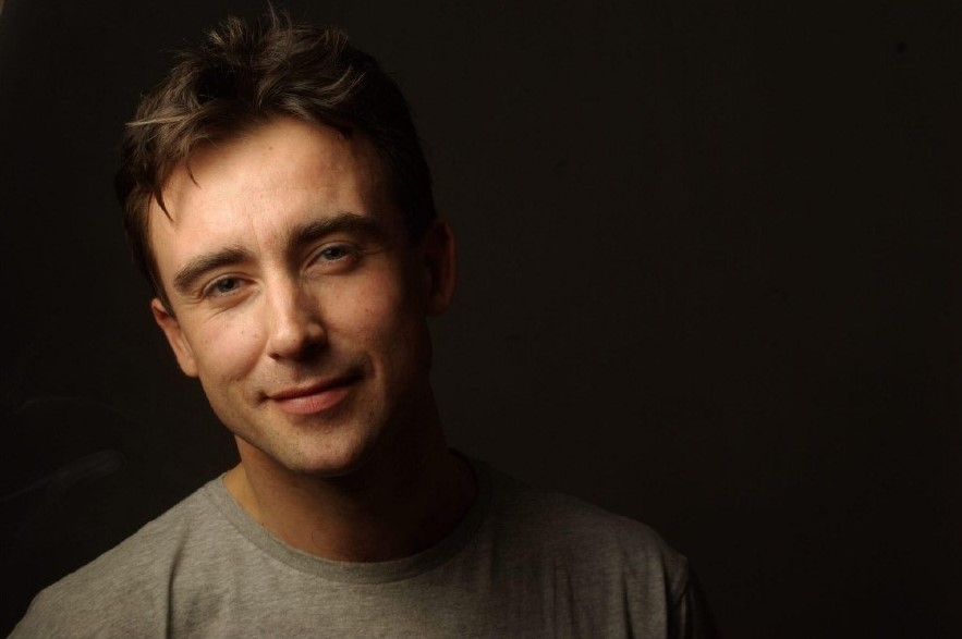 最注目のコンテンポラリー作曲家ジョゼフ・フィブス（Joseph Phibbs）とは? 企画者 小川典子に聞くミューザ川崎公演〈孤独と情熱 ...